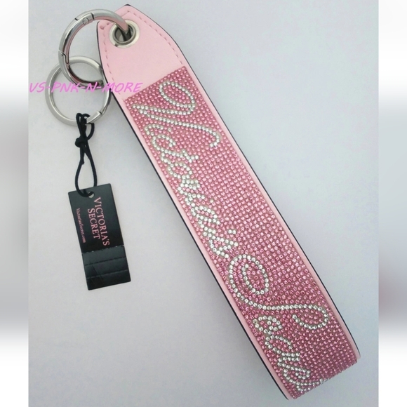 Victoria's Secret | Accessories | Victorica Secret 225 Fashion Show ...